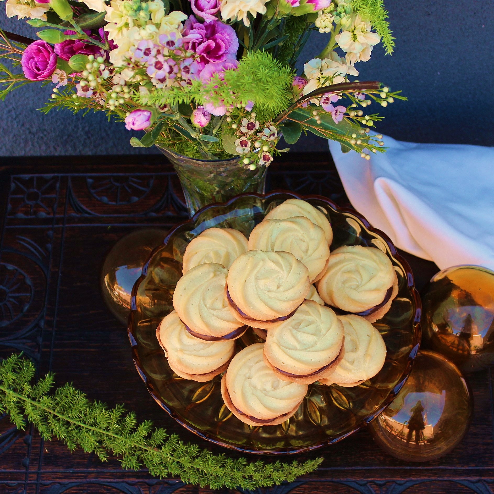 Chocolate Dulce de Leche Viennese Whirls | Two-Bit Tart